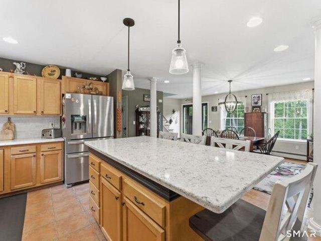 house with 4 bedroom, Willington CT ES105174490