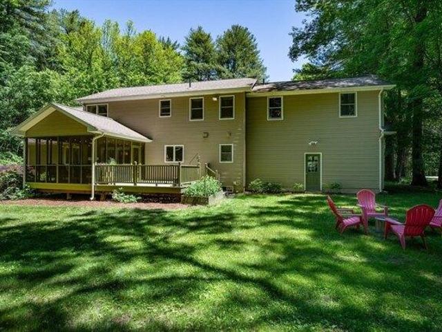 house with 4 bedroom, Williamsburg MA ES105158874