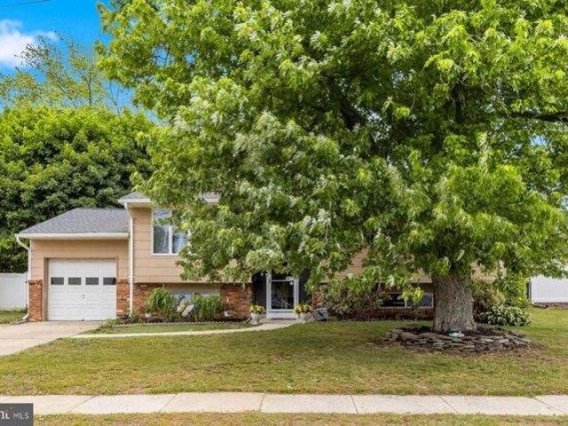 house with 4 bedroom, Williamstown NJ ES105207501