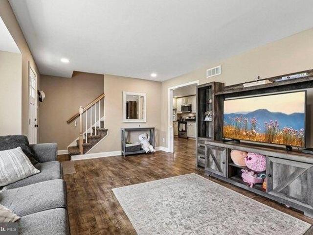 house with 4 bedroom, Williamstown NJ ES105255502
