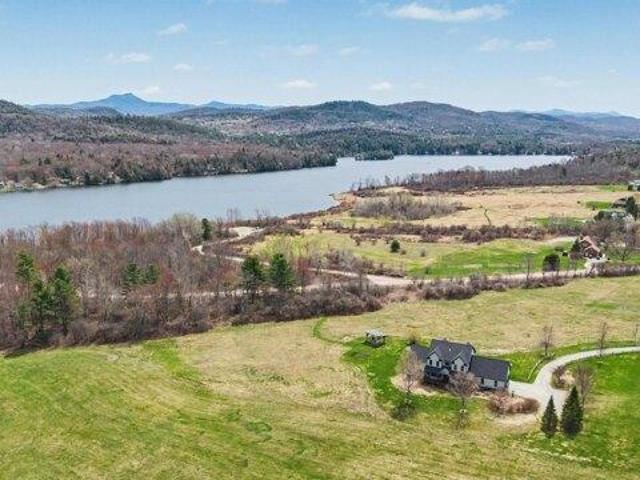 house with 4 bedroom, Williston VT DS102155171