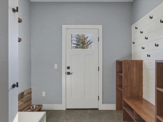 house with 4 bedroom, Williston VT ES103098126