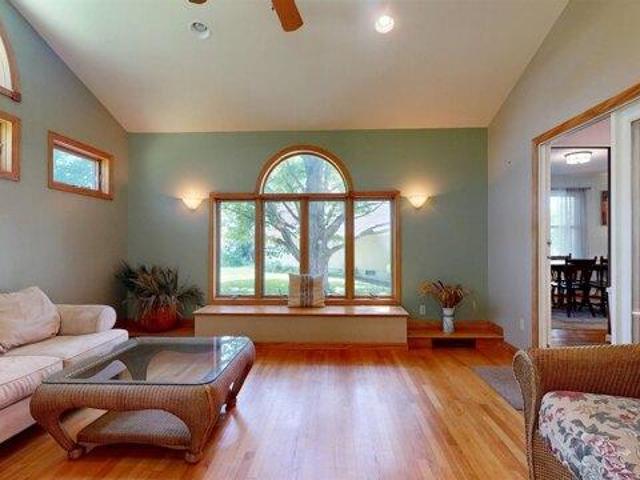 house with 4 bedroom, Williston VT ES105126063
