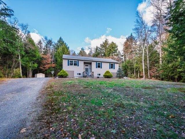 house with 4 bedroom, Wilmot NH DS101934208