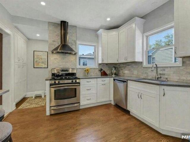 house with 4 bedroom, Wood Ridge NJ ES105207859