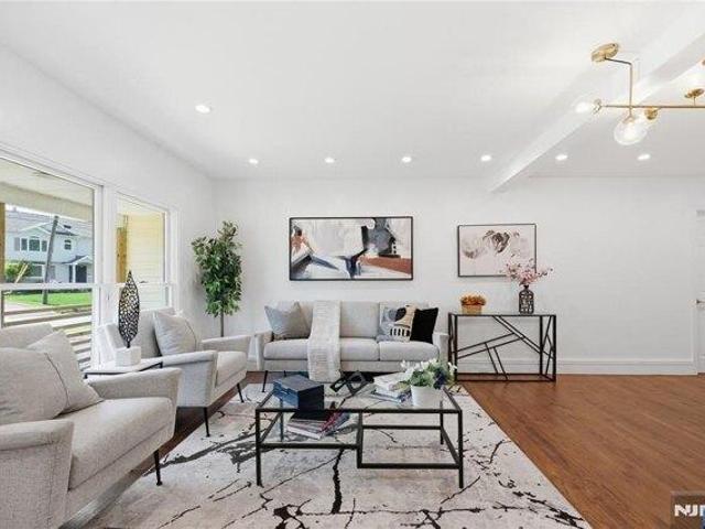 house with 4 bedroom, Woodbridge NJ ES102826369