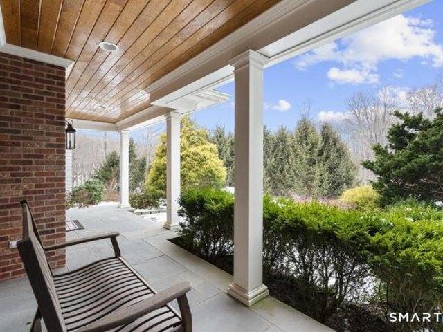 house with 4 bedroom, Woodbridge CT DLS102218808