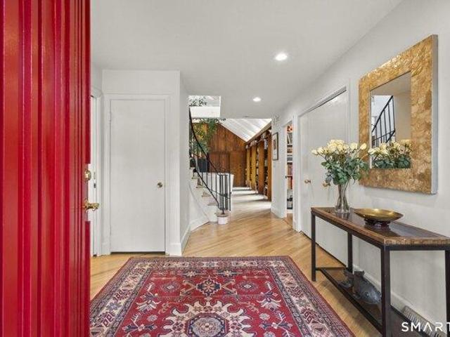 house with 4 bedroom, Woodbridge CT DS102256477