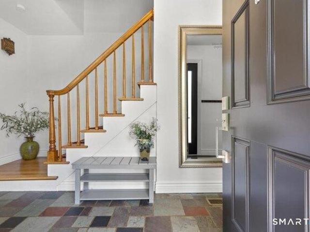 house with 4 bedroom, Woodbridge CT ES104116898