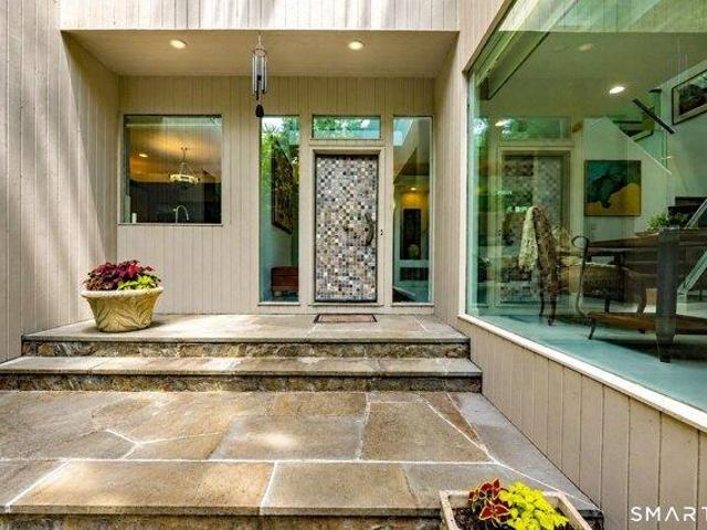 house with 4 bedroom, Woodbridge CT ES104237258