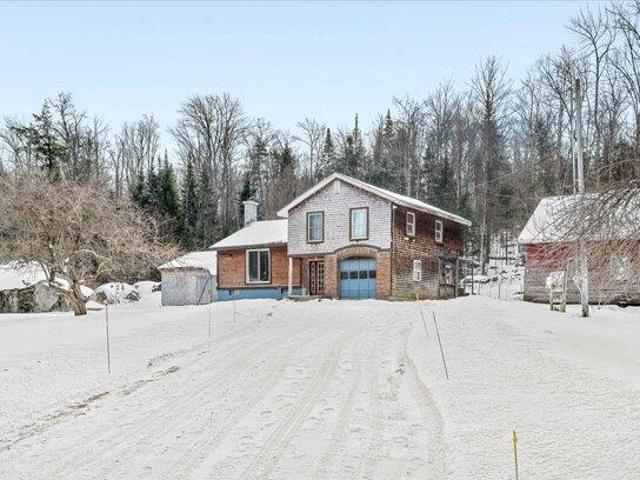house with 4 bedroom, Woodbury VT DLS102215516