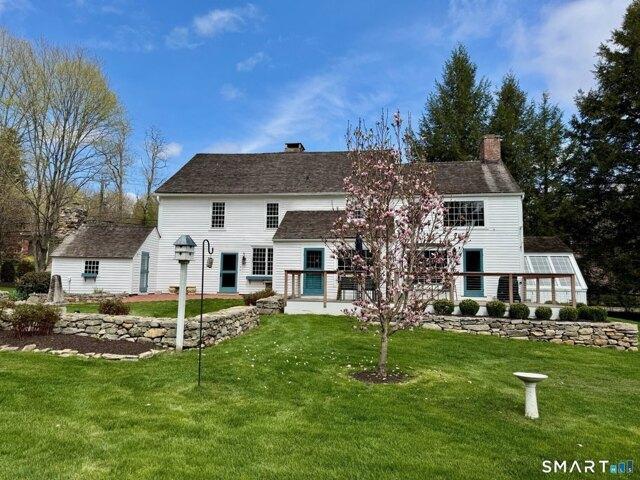 house with 4 bedroom, Woodbury CT DLS102559099