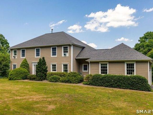 house with 4 bedroom, Woodbury CT DS104116389
