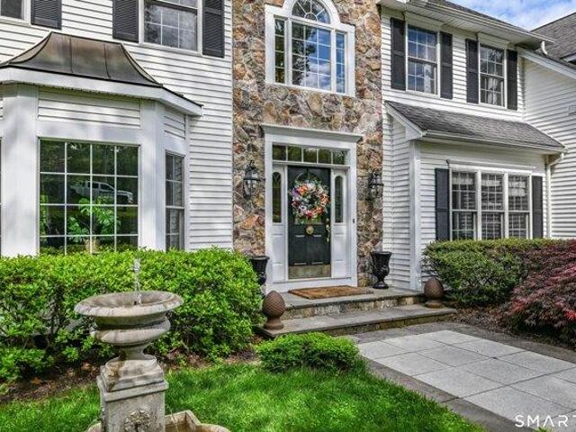 house with 4 bedroom, Woodbury CT ES104153544