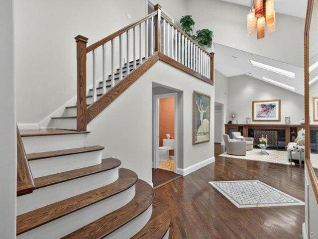 house with 4 bedroom, Woodbury NY DS103601472