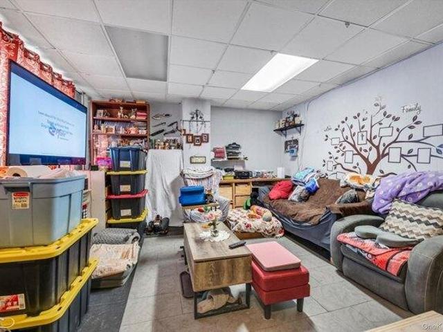 house with 4 bedroom, Woodhaven NY ES104904980