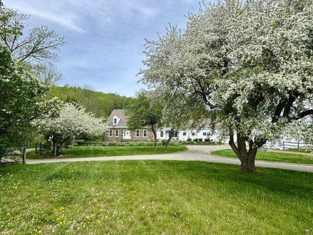 house with 4 bedroom, Woodstock VT DS103440110