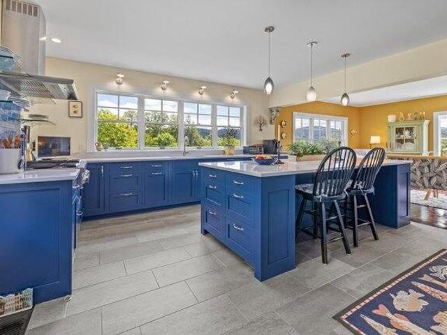 house with 4 bedroom, Woodstock VT ES105193304