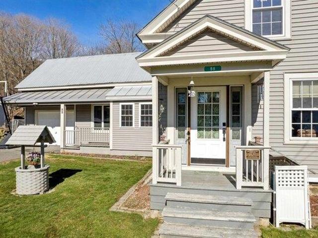 house with 4 bedroom, Woodstock VT ES105202318