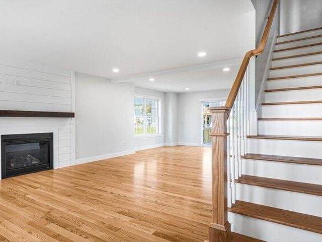 house with 4 bedroom, Woonsocket RI DS103100474