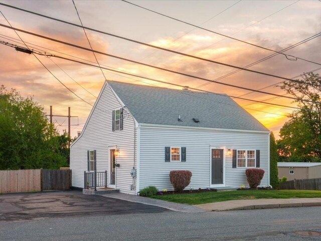 house with 4 bedroom, Woonsocket RI DS103444259