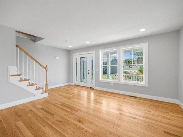 house with 4 bedroom, Woonsocket RI DS103498605