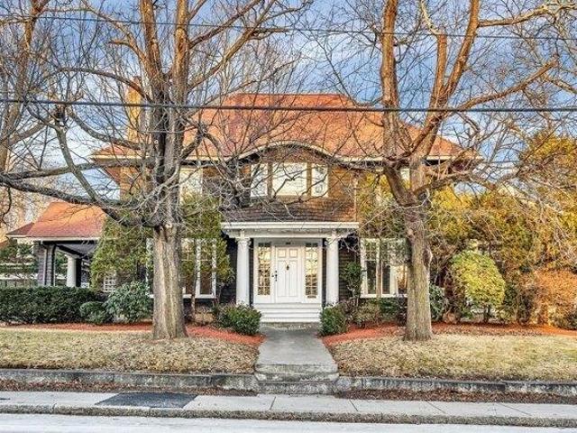 house with 4 bedroom, Woonsocket RI DS103622424