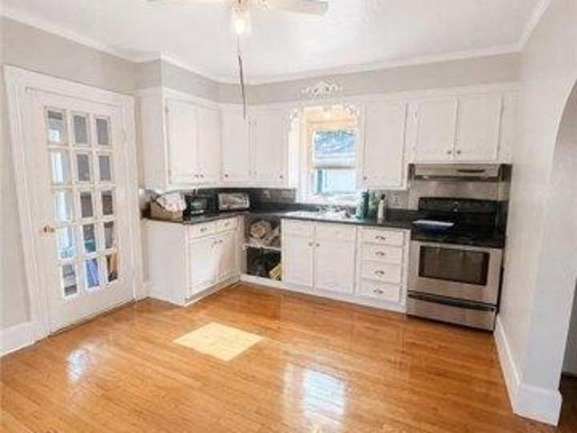 house with 4 bedroom, Woonsocket RI ES104834482