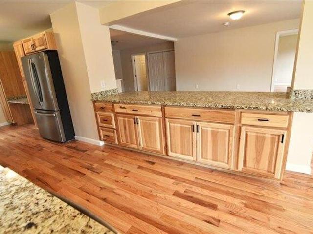 house with 4 bedroom, Woonsocket RI ES104834799