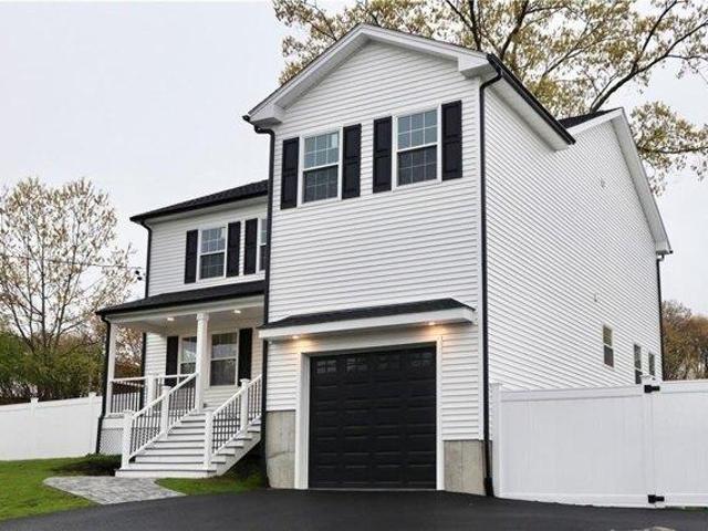 house with 4 bedroom, Woonsocket RI ES105107422
