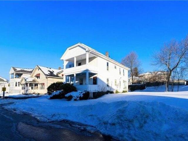 house with 4 bedroom, Woonsocket RI ES103035165