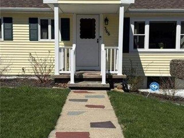 house with 4 bedroom, Woonsocket RI ES103163442