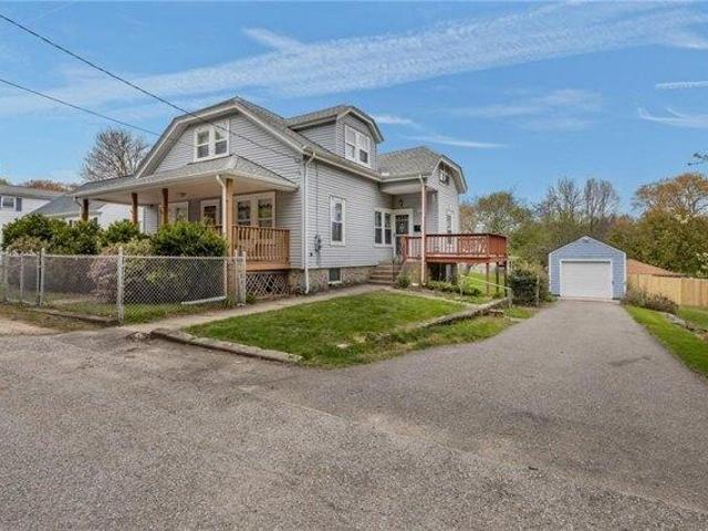 house with 4 bedroom, Woonsocket RI ES103189046