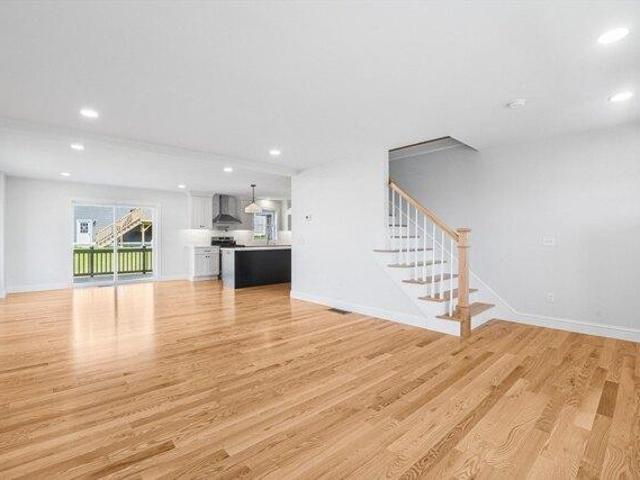 house with 4 bedroom, Woonsocket RI ES103497824
