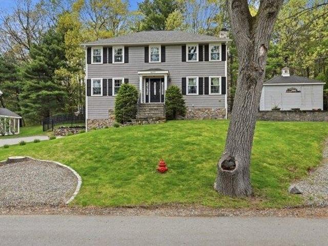 house with 4 bedroom, Woburn MA DLS102584271