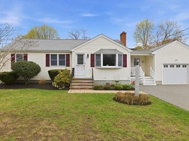 house with 4 bedroom, Woburn MA DLS102632563