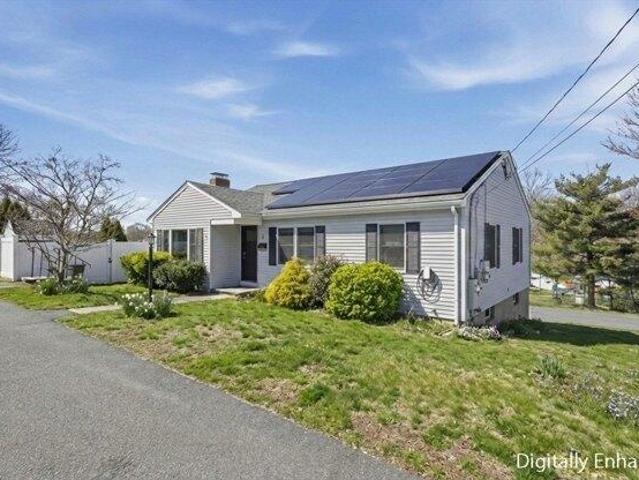 house with 4 bedroom, Woburn MA DS102634395