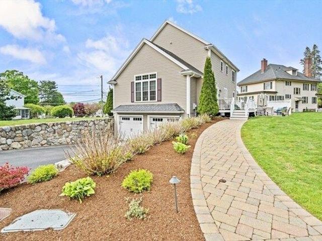 house with 4 bedroom, Woburn MA DS103495101