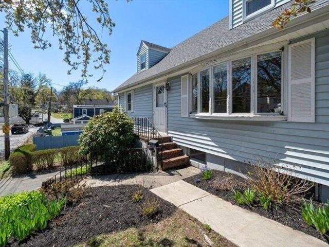 house with 4 bedroom, Woburn MA DS103248003