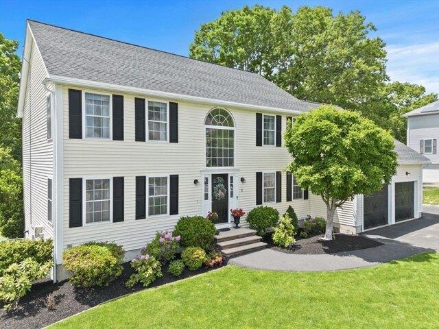 house with 4 bedroom, Woburn MA ES103074645