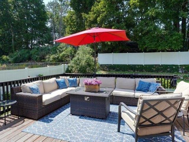 house with 4 bedroom, Woburn MA ES105156459
