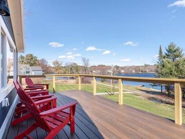 house with 4 bedroom, Wolfeboro NH ES103498506
