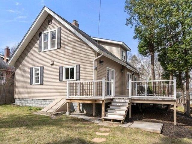 house with 4 bedroom, Worcester MA DLS102313108