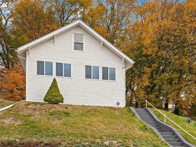 house with 4 bedroom, Worcester MA DLS102371974