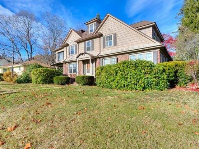 house with 4 bedroom, Worcester MA DLS102373247