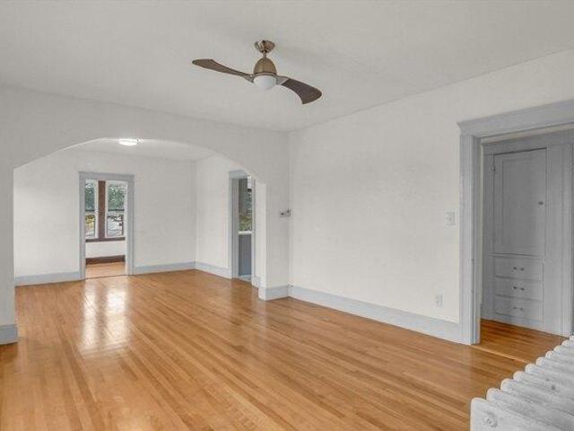 house with 4 bedroom, Worcester MA DLS102761225