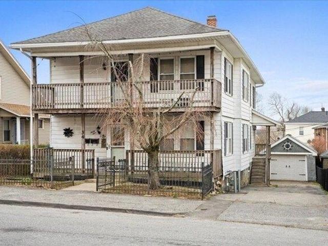 house with 4 bedroom, Worcester MA DLS103101419