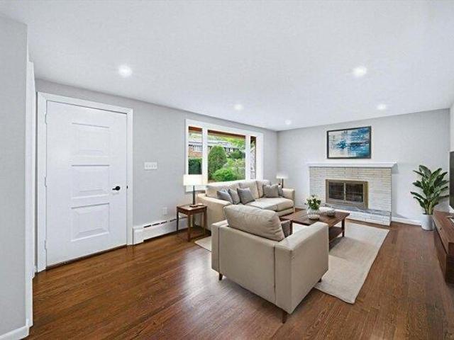 house with 4 bedroom, Worcester MA DS102593230