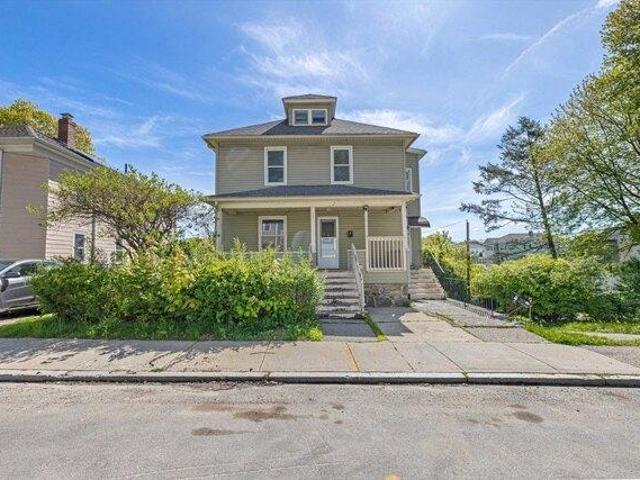 house with 4 bedroom, Worcester MA DS102727702