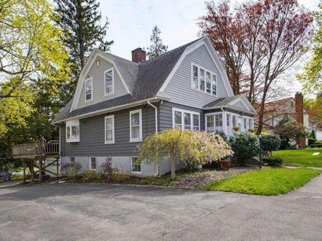 house with 4 bedroom, Worcester MA DS102214037